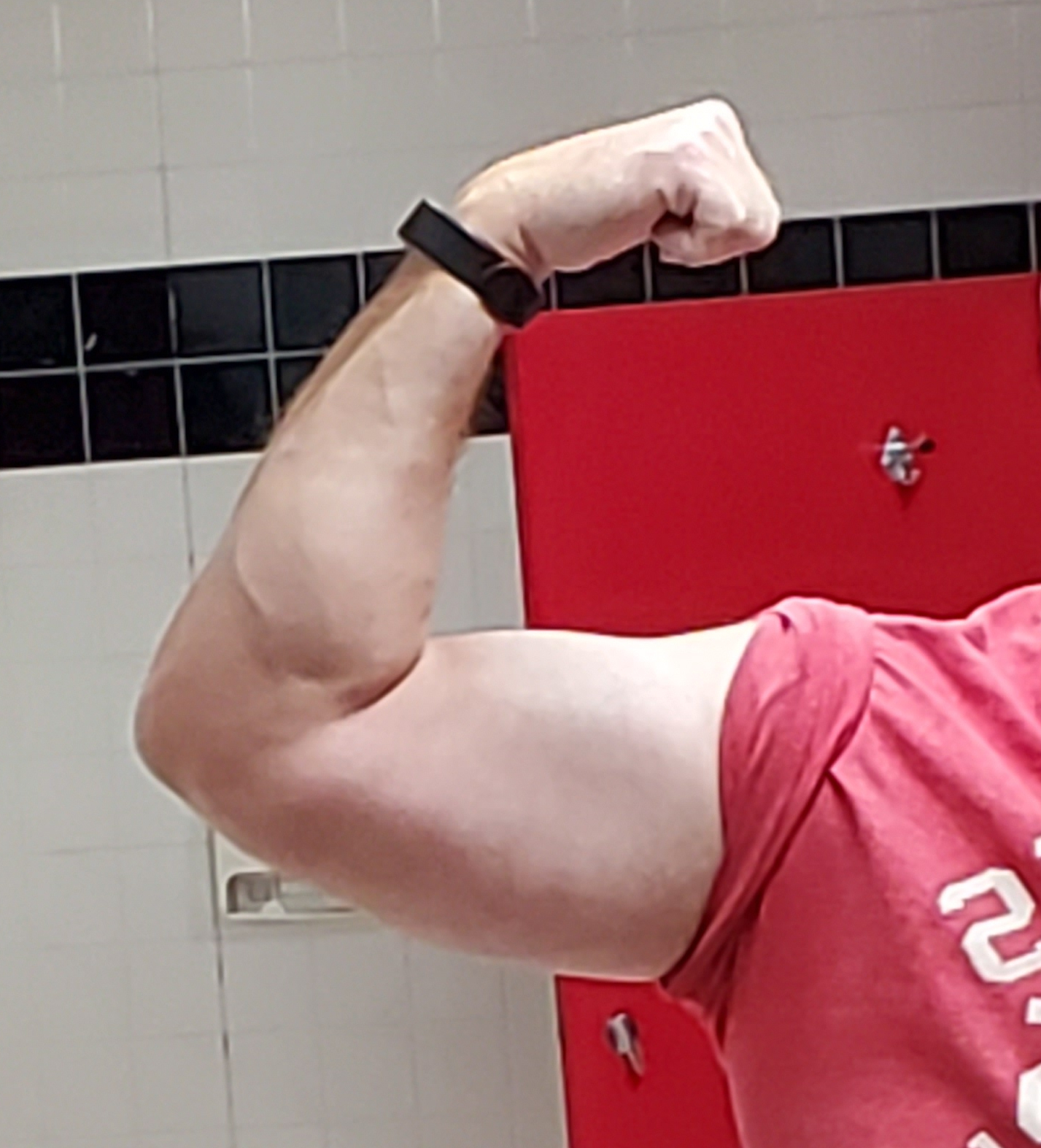 When Is a Man’s Arm Considered Big? – Journeys With Dave